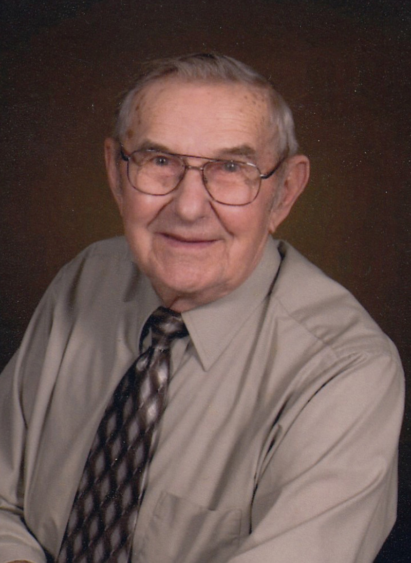 Robert “Bob” Leland Eggen, McGregor, Iowa, October 23, 2024 – Grau ...