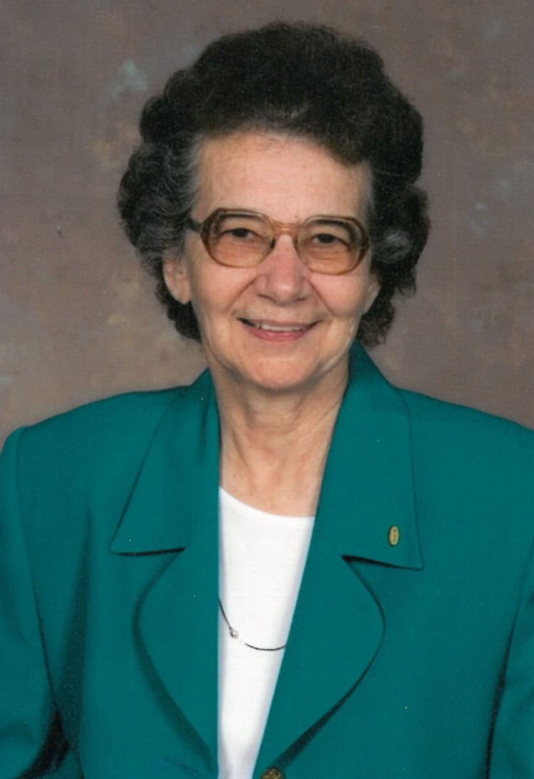 Kathryn Marie Starkey, Marquette/McGregor, Iowa, May 7, 2025 – Grau ...